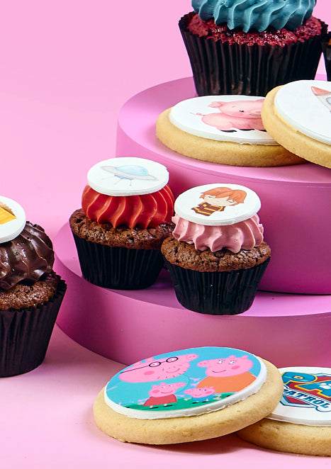 Branded Cupcakes (Mini) – Mad About Cakes